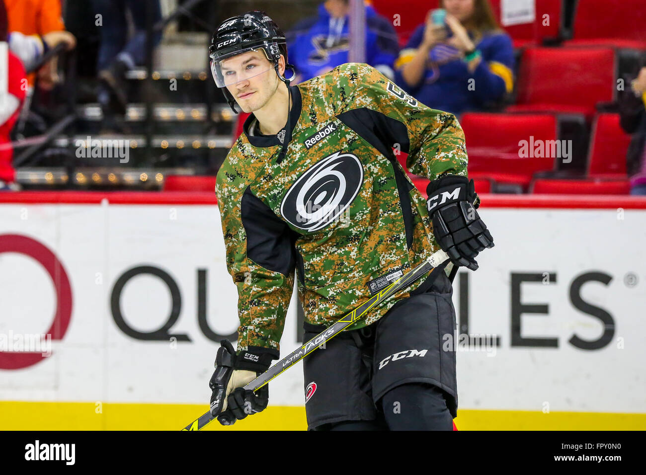Brett pesce hi-res stock photography and images - Alamy