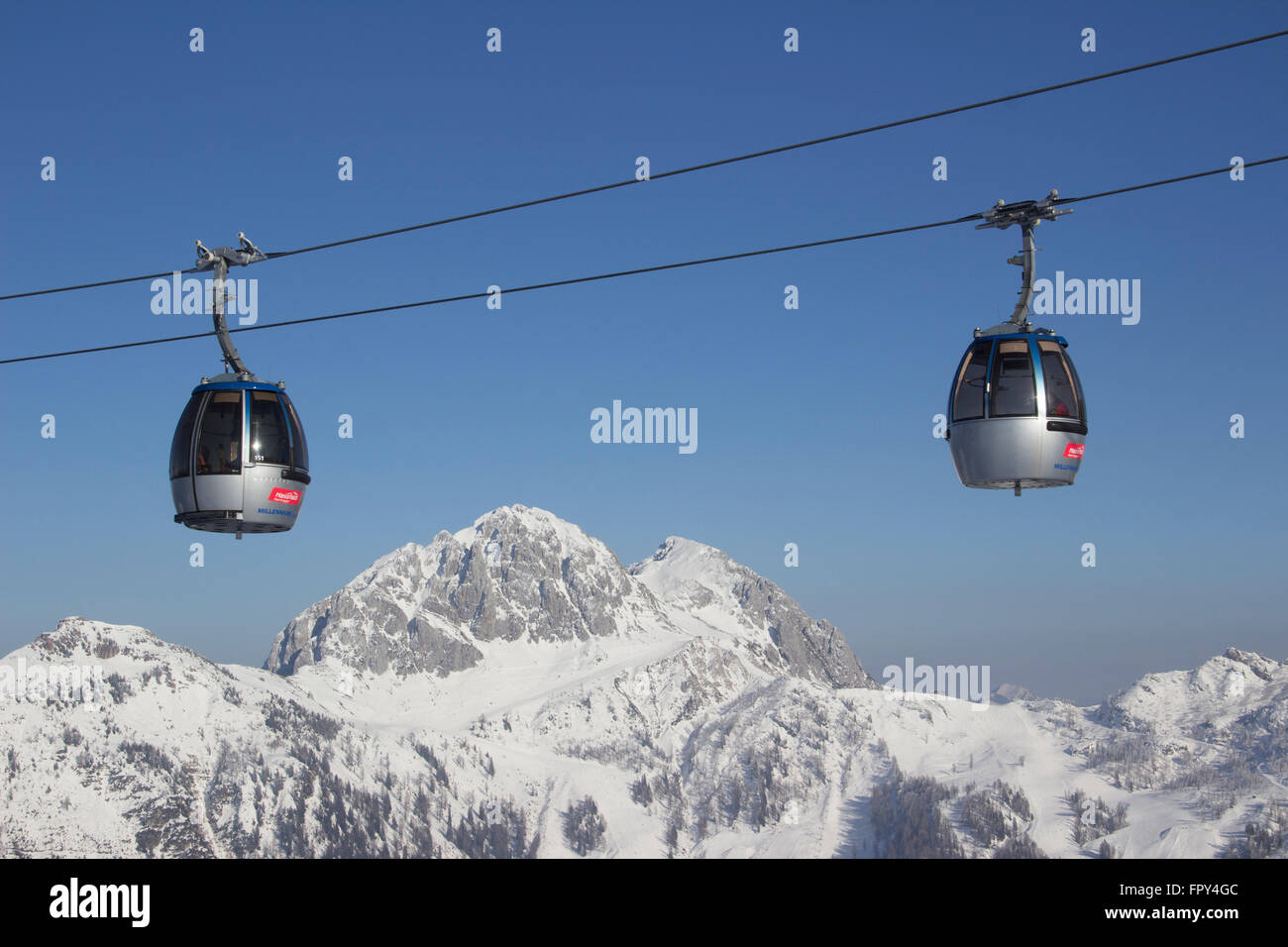 Millennium Express Gondola lift in the Nassfeld ski area, Carinthia ...