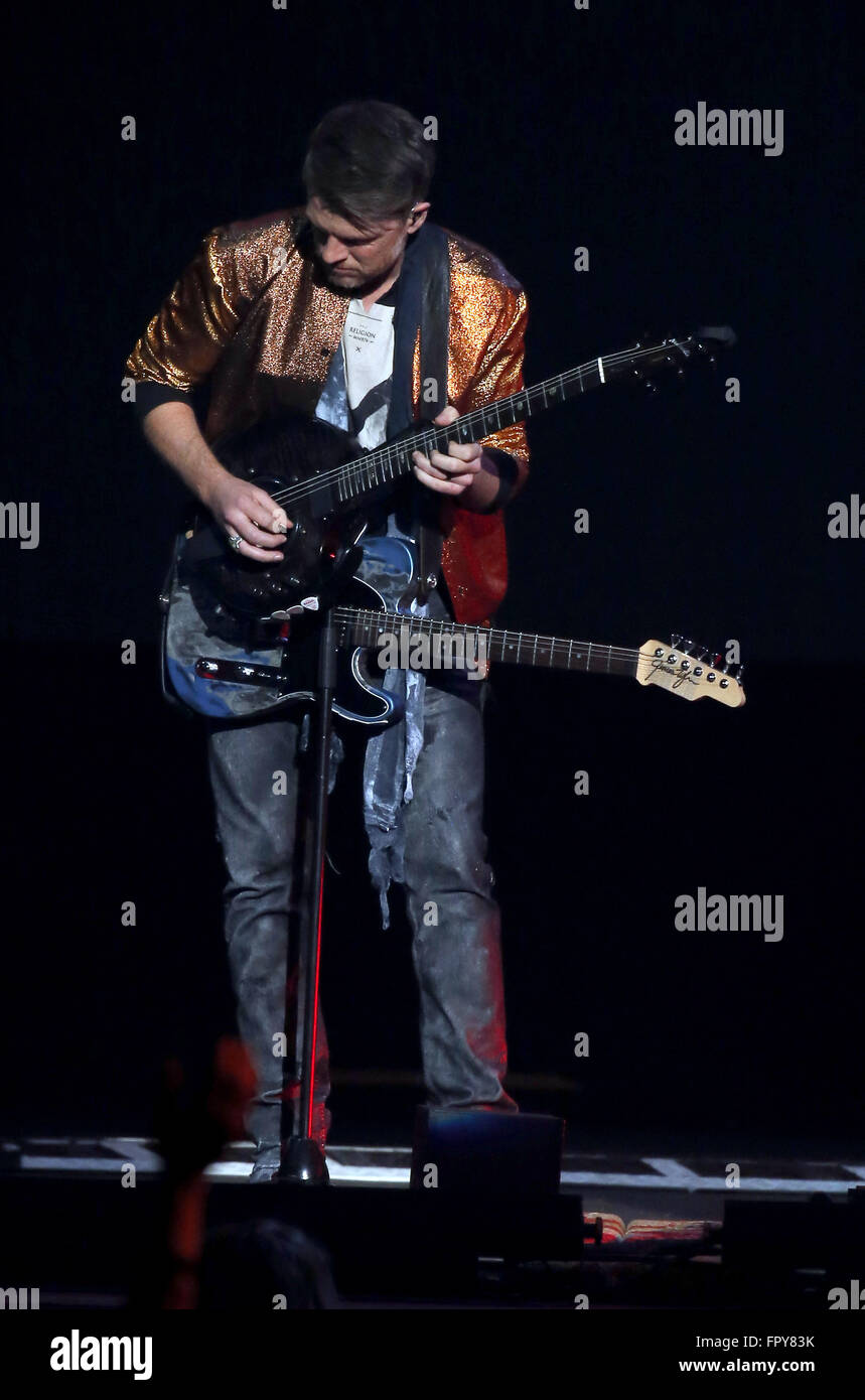 Rascal Flatts performs at The Joint inside The Hard Rock Hotel & Casino ...