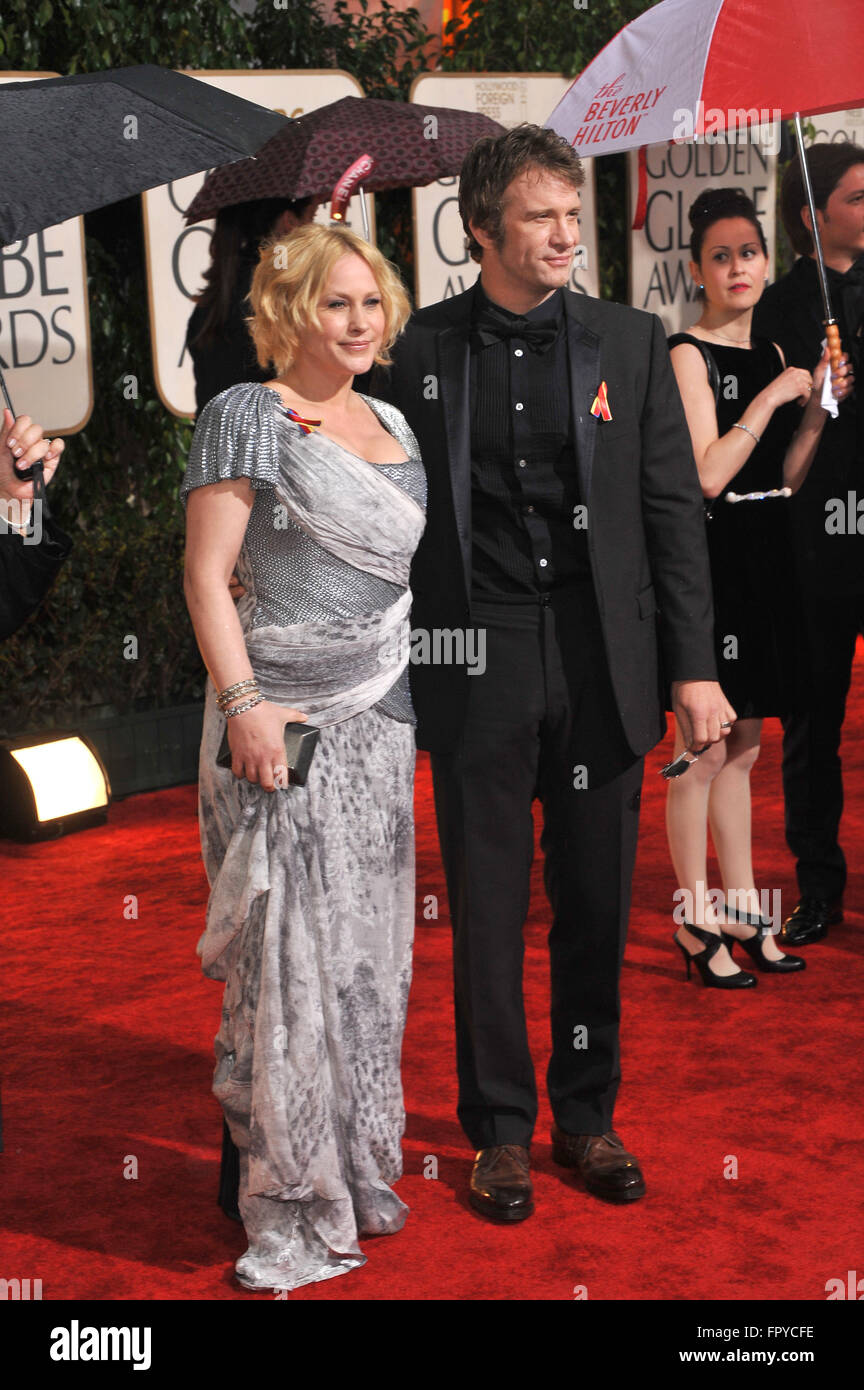 Patricia arquette golden globe awards 2010 hi-res stock photography and ...