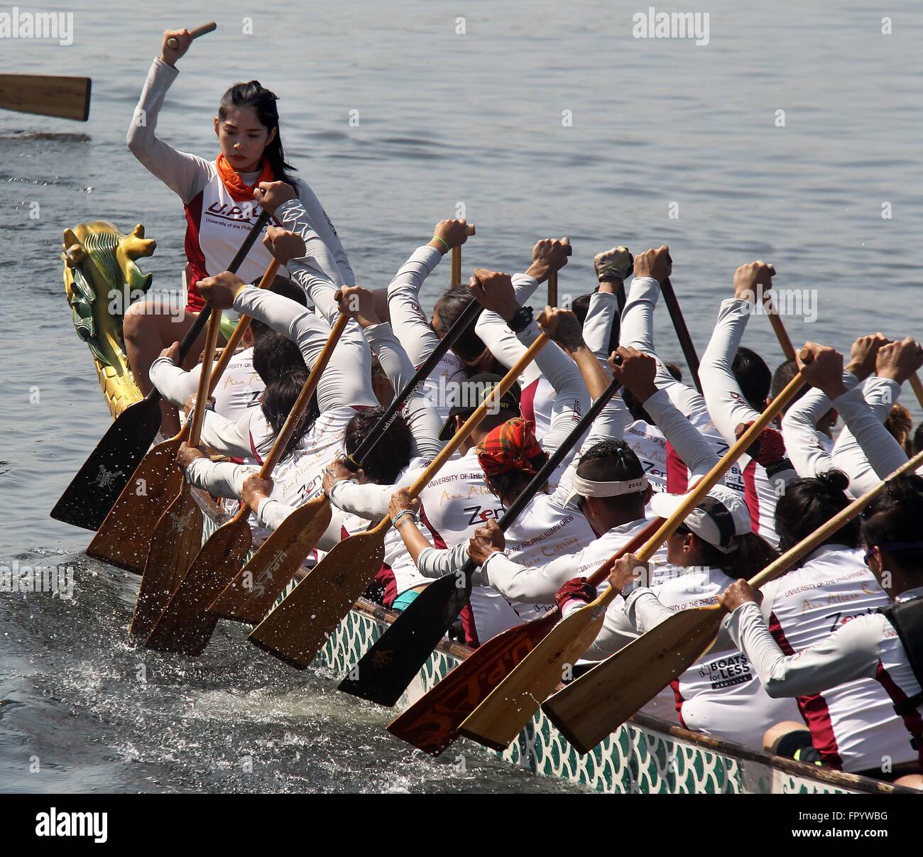 Manila, Philippines. 20th Mar, 2016. Rowers participate in a dragon ...