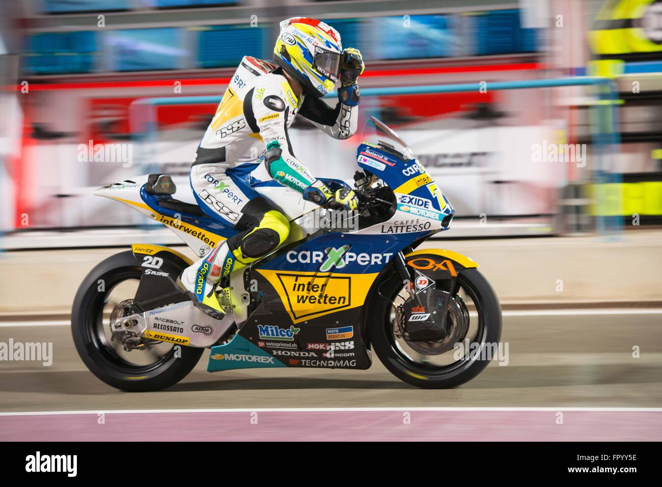 Robin on bike hi-res stock photography and images - Alamy