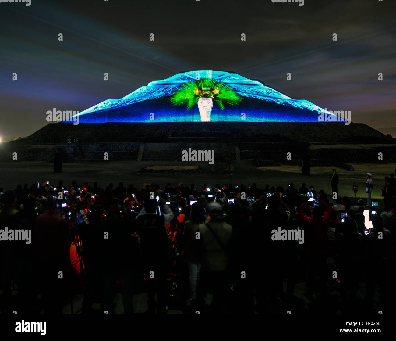 Landmark light show hi-res stock photography and images - Alamy