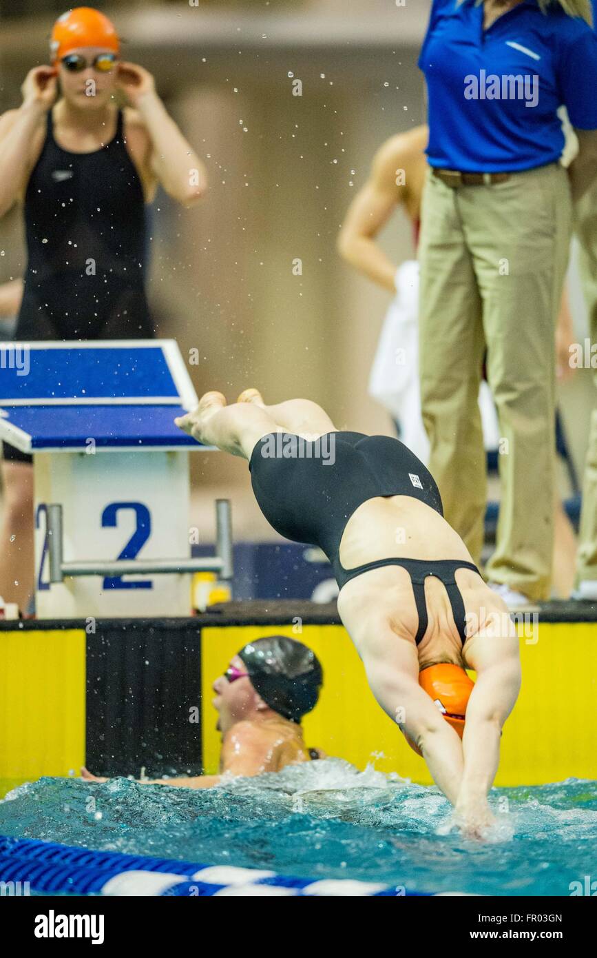 The Tennessee relay team during the NCAA Women's Swimming and Diving ...
