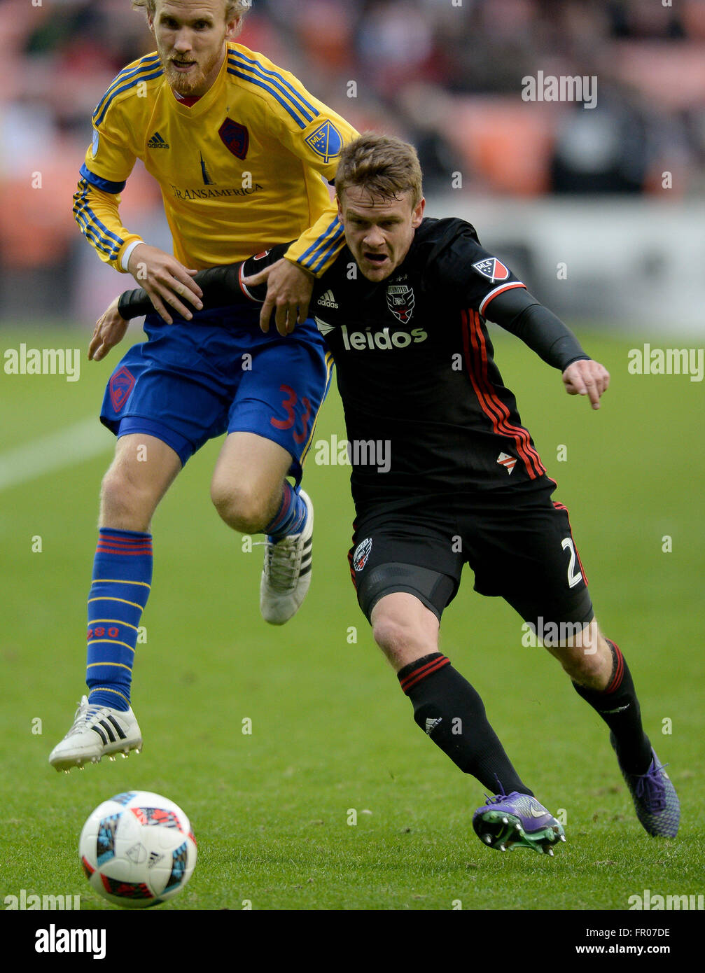 D c united defender taylor kemp 33 hi-res stock photography and images ...