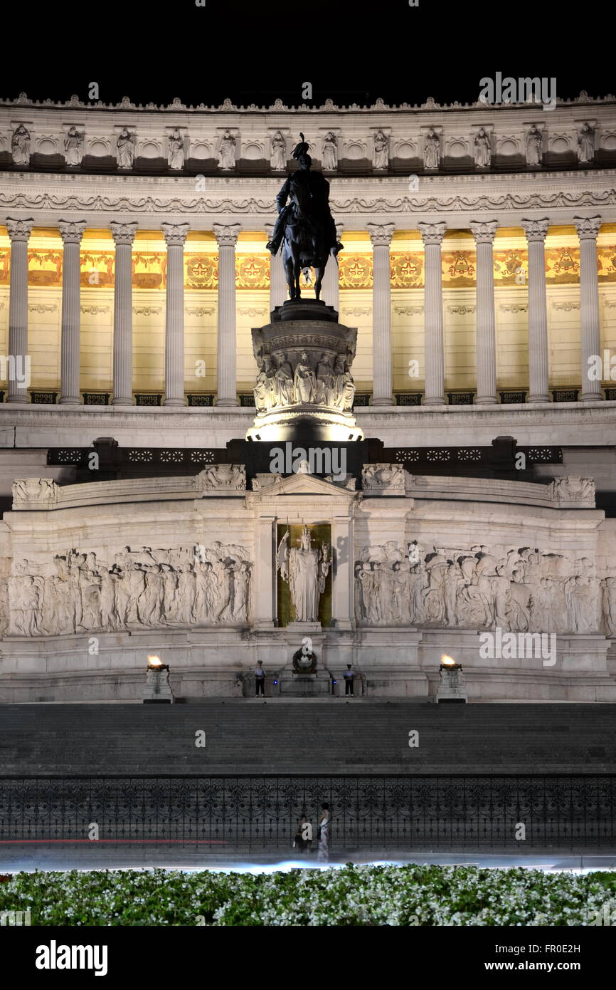 Altar of the fatherland at night hi-res stock photography and images ...