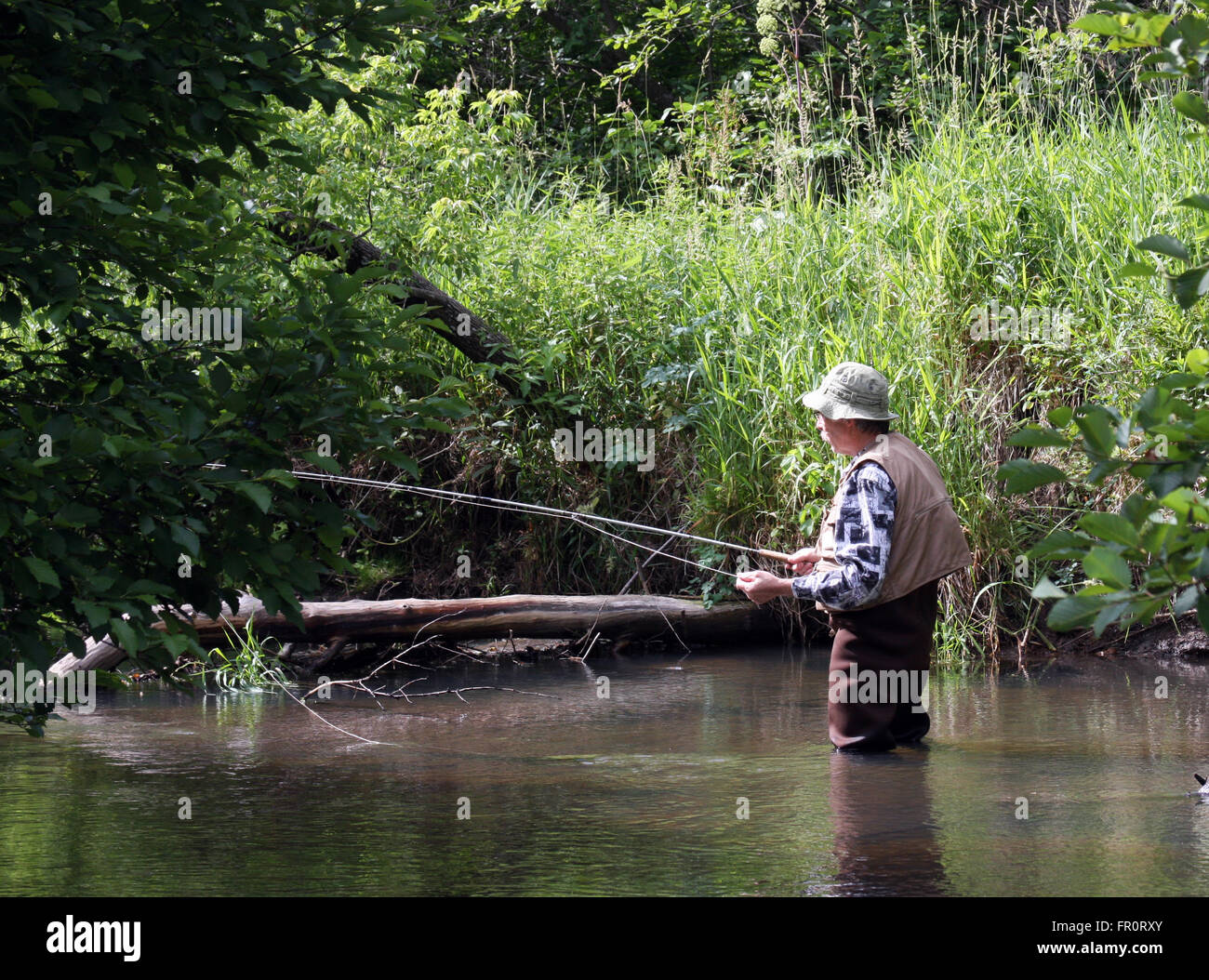 Fly fisherman trout river hi-res stock photography and images - Alamy