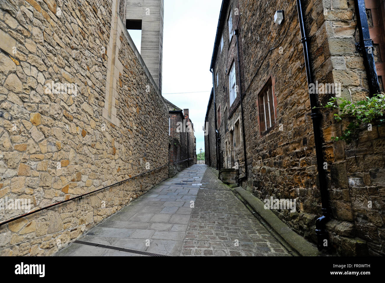 Alley in Durham, England Stock Photo - Alamy