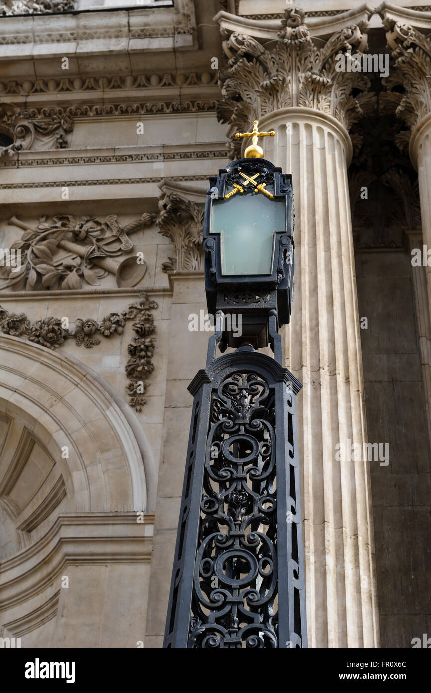 A lamppost outside the iconic St Paul's Cathedral, London, United ...