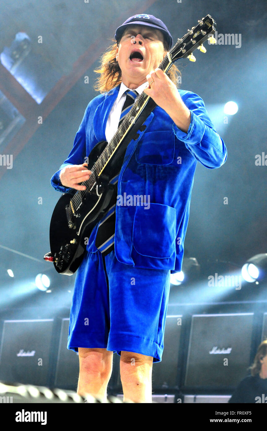 Sade williams hi-res stock photography and images - Alamy