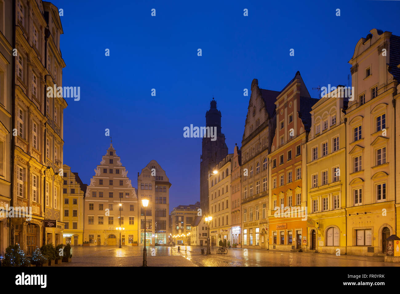Market square in Wroclaw old town, Poland. European Capital of Culture ...