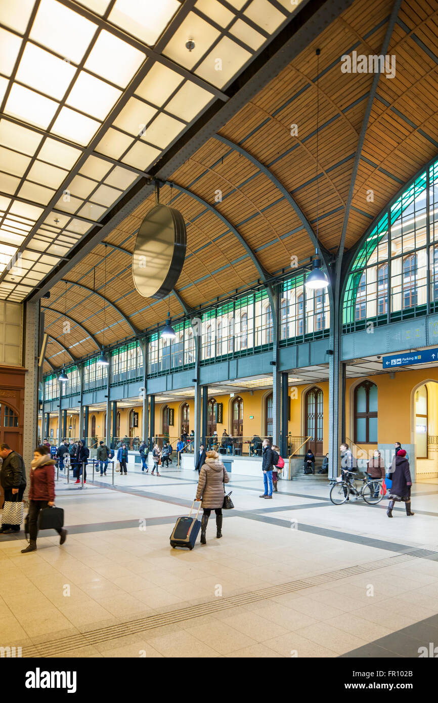 Poland train station hi-res stock photography and images - Alamy
