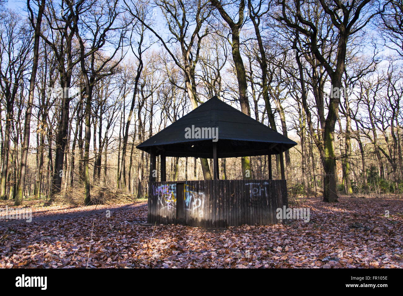 Wooden bower at the tree hi-res stock photography and images - Alamy