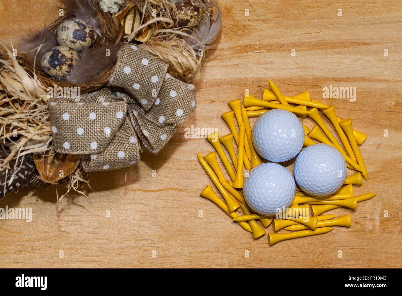 Easter egg on golf tee hi-res stock photography and images - Alamy