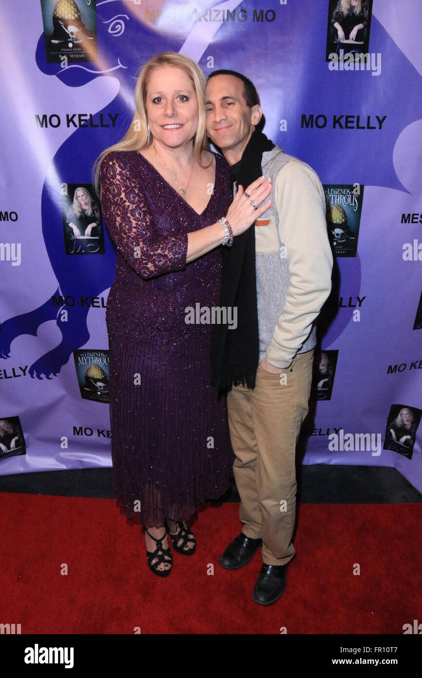 Celebrity hypnotist and actress Mo Kelly's birthday bash and red carpet ...