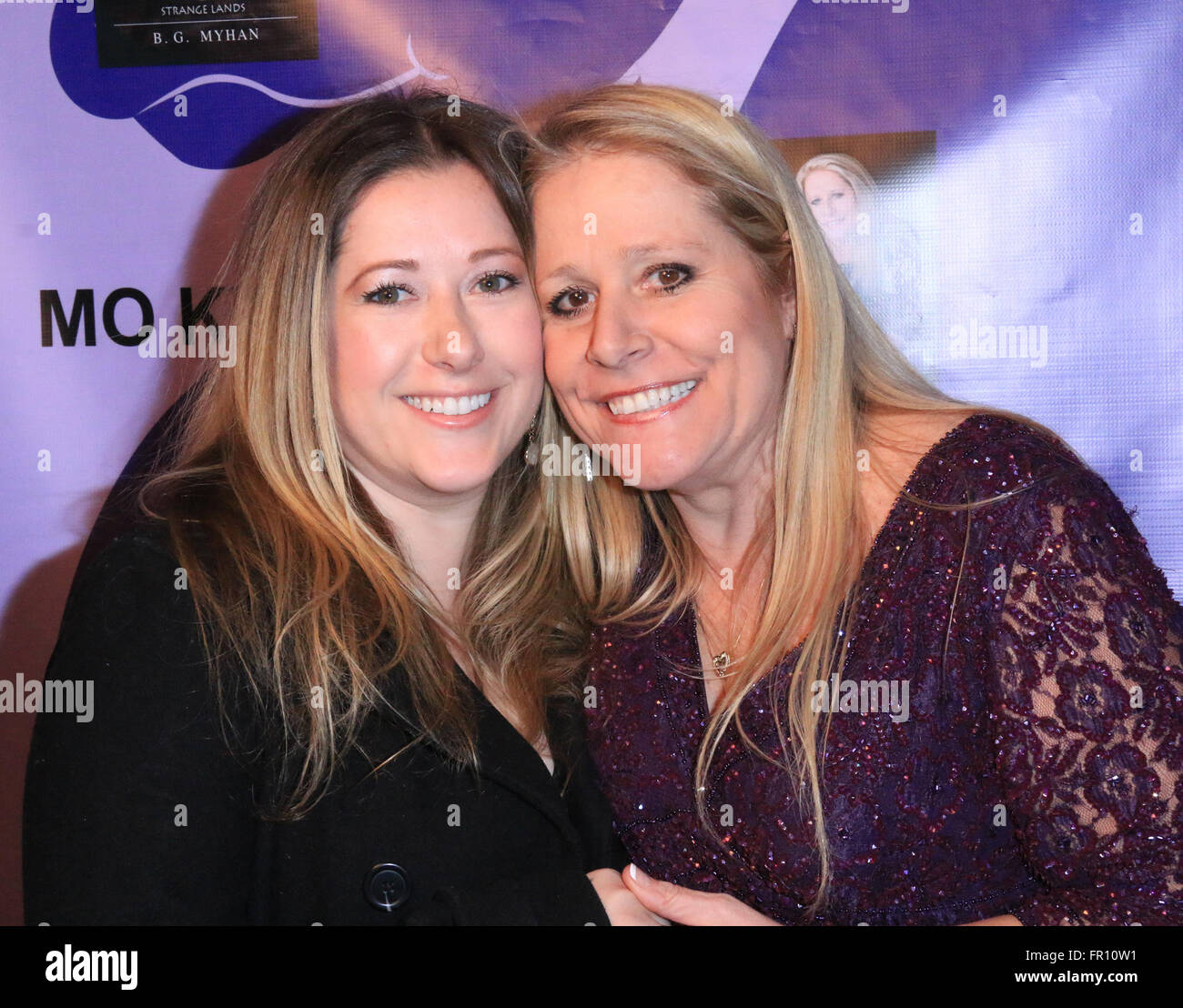 Celebrity hypnotist and actress Mo Kelly's birthday bash and red carpet ...