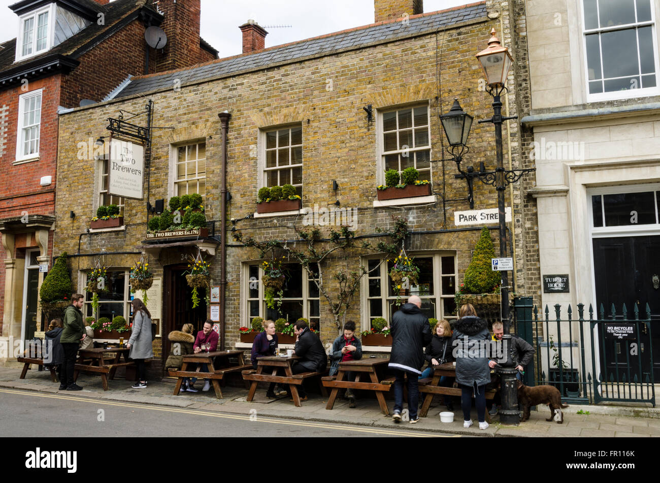Park street windsor hi-res stock photography and images - Alamy