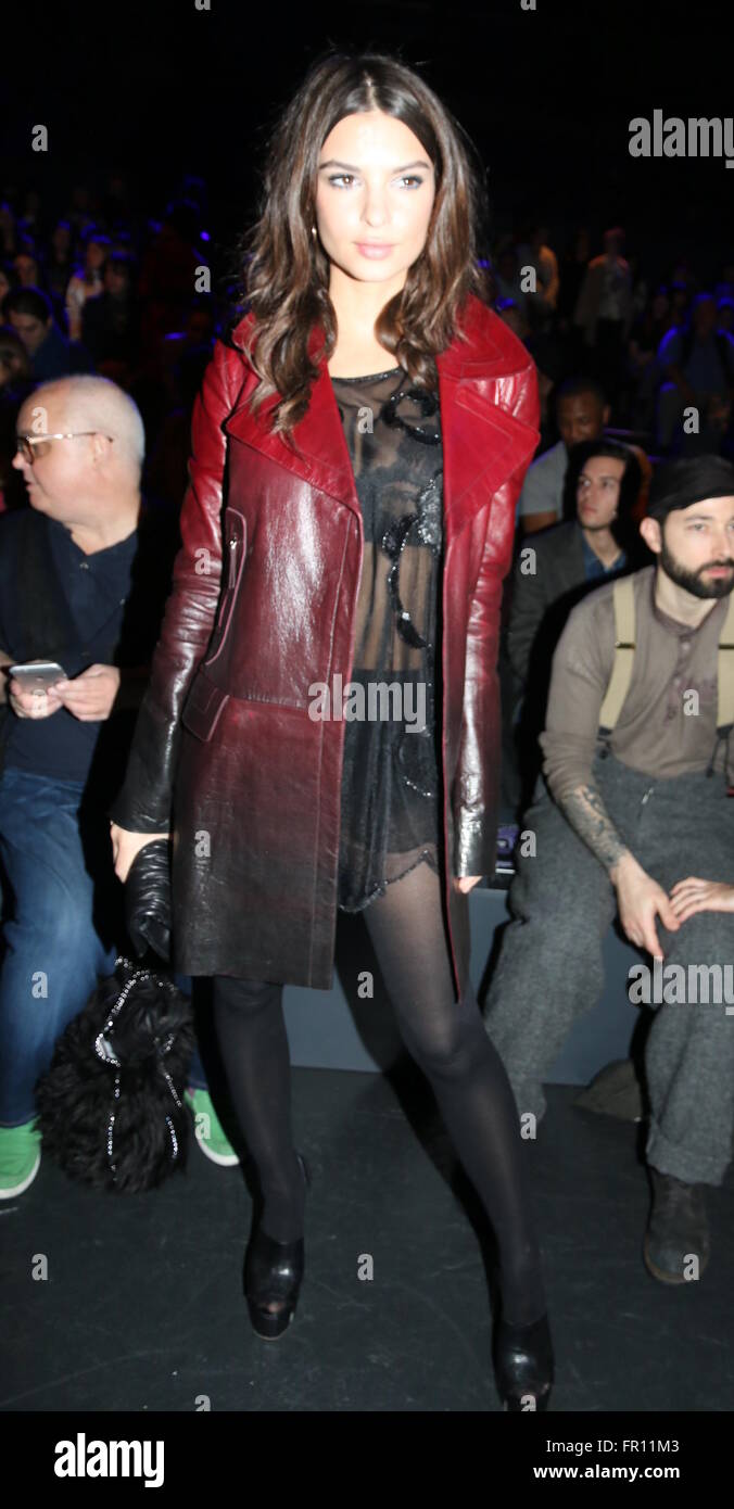 New York Fashion Week Fall 2016 - Anna Sui - Front Row Featuring: Emily ...