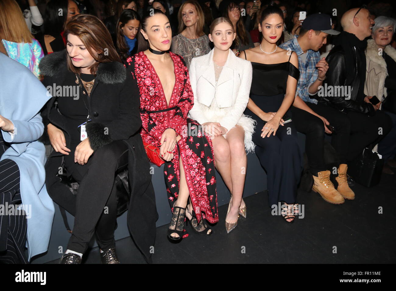 New York Fashion Week Fall 2016 - Naeem Khan - Front Row Featuring ...