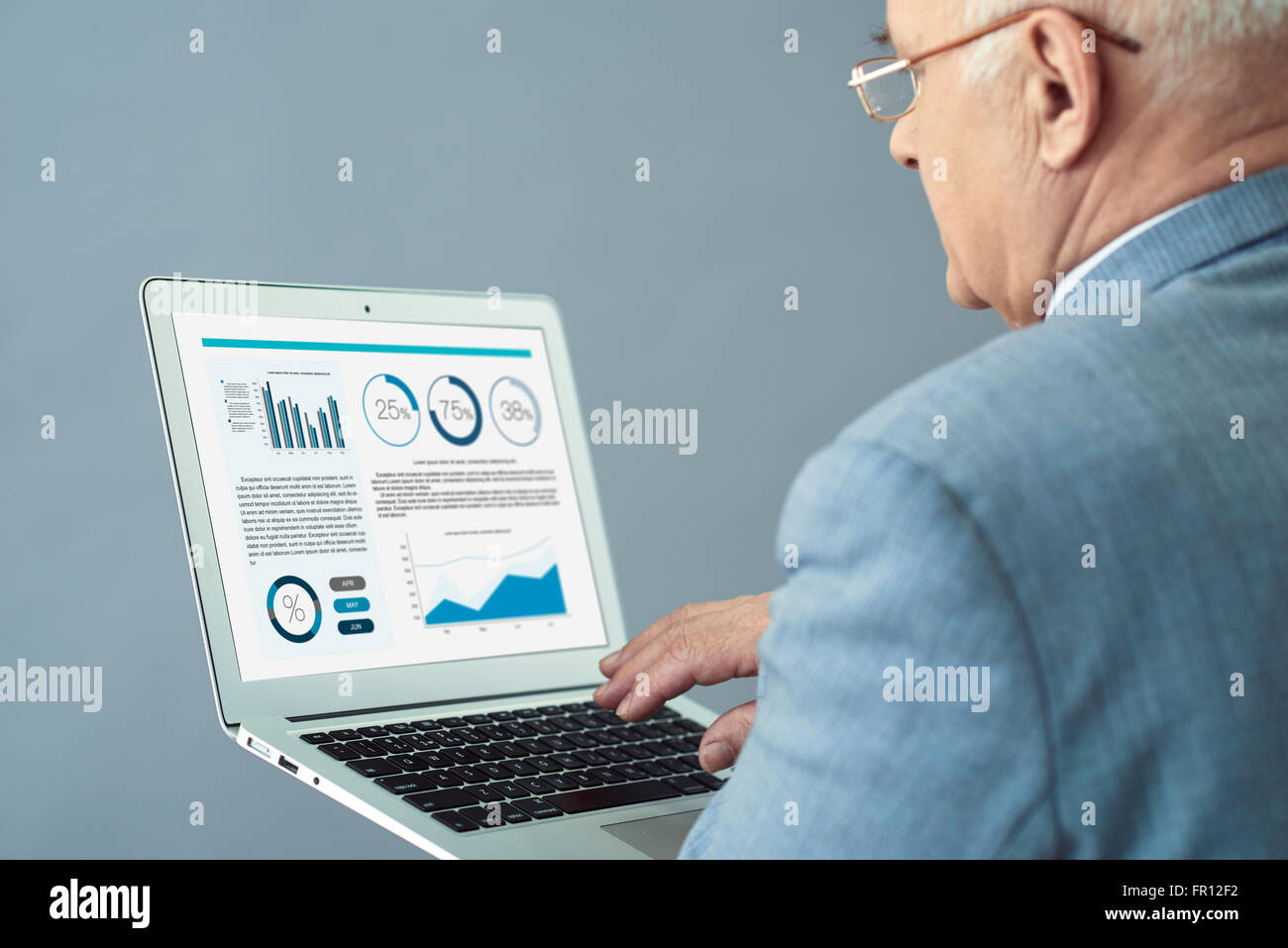 Creating report hi-res stock photography and images - Alamy