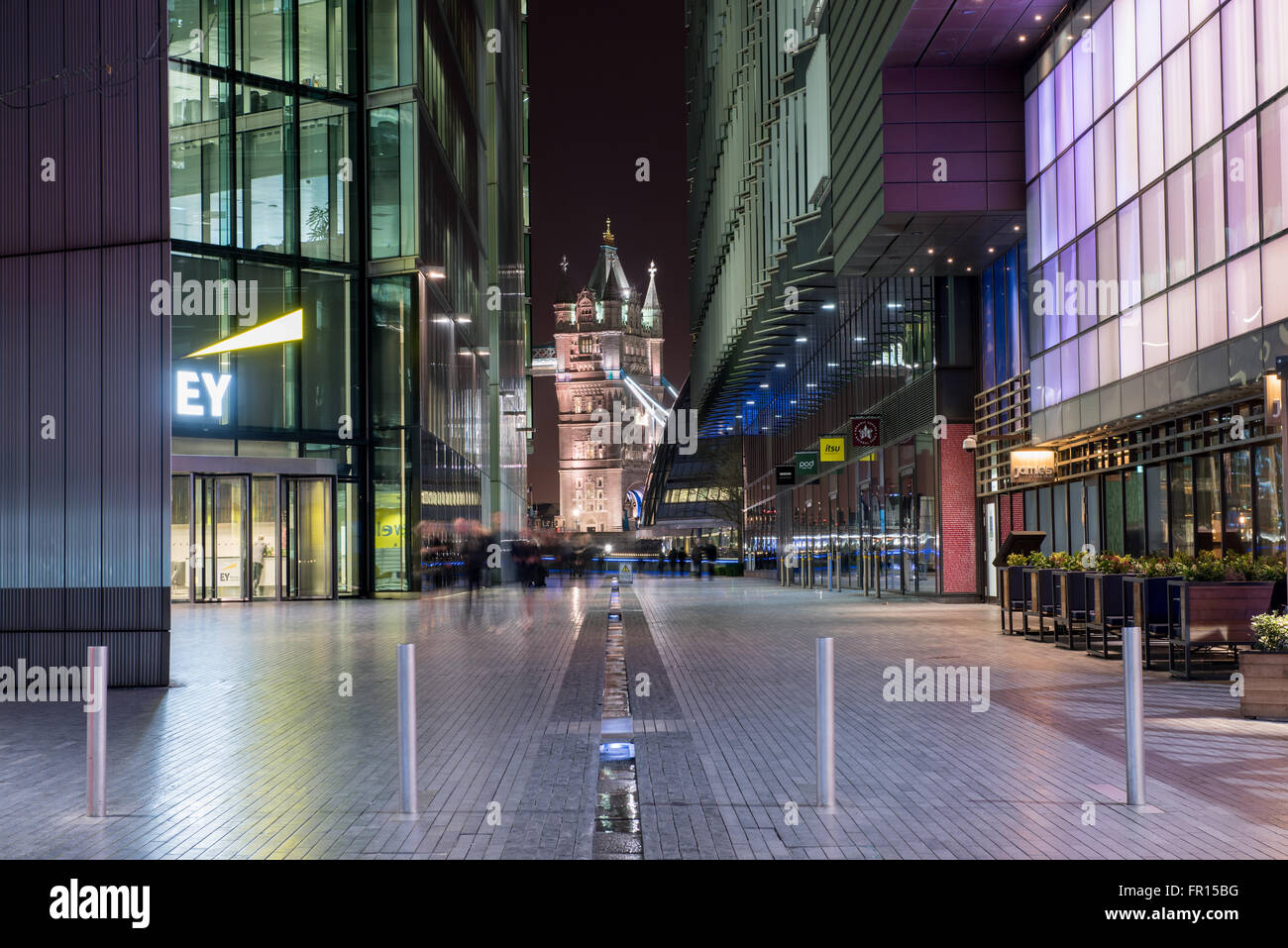 Rill tower bridge hi-res stock photography and images - Alamy