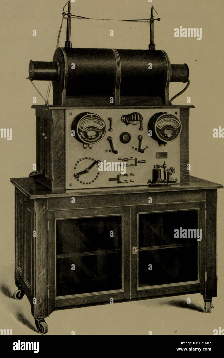 X ray 1905 hi-res stock photography and images - Alamy