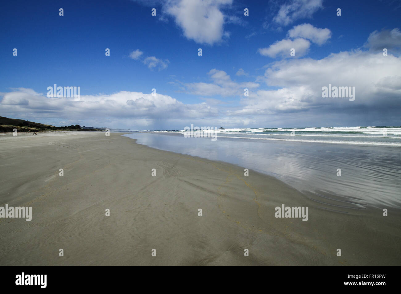 New Zealand Dunedin Brighton Beach High Resolution Stock Photography ...
