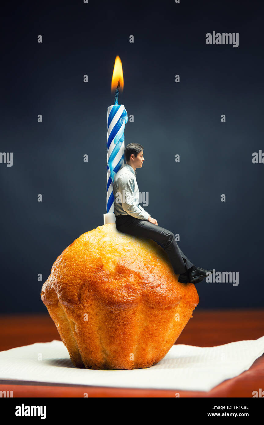 Birthday alone hi-res stock photography and images - Alamy
