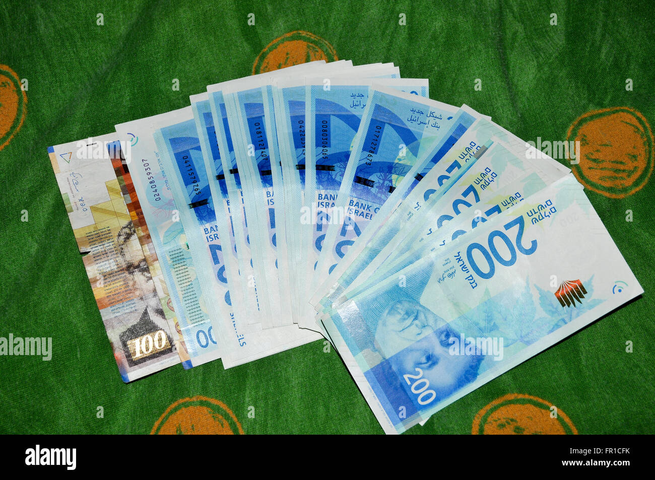 The recently released new 200 Israel Shekel banknote (released in 2016 ...