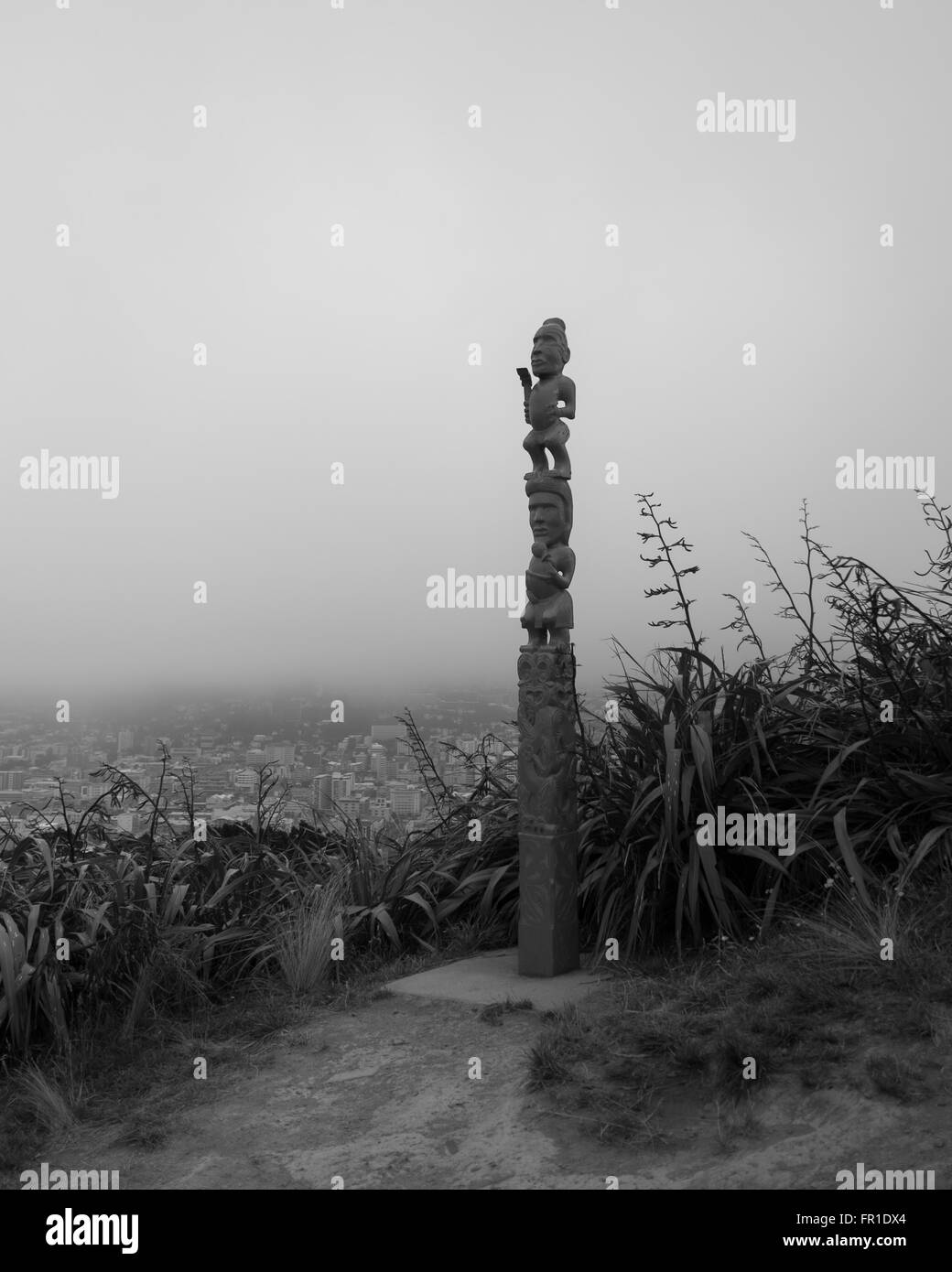 Hill sculpture new zealand hi-res stock photography and images - Alamy