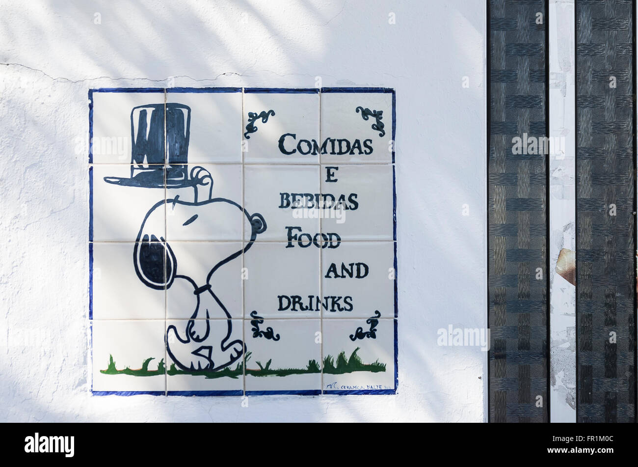 Snoopy dog hi-res stock photography and images - Alamy