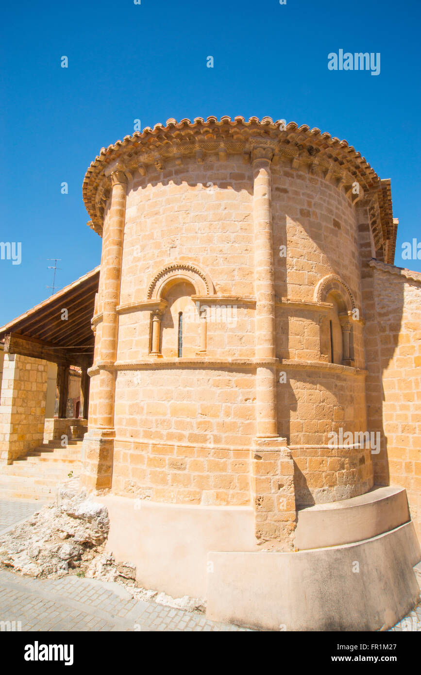 Romanesque apse hi-res stock photography and images - Alamy