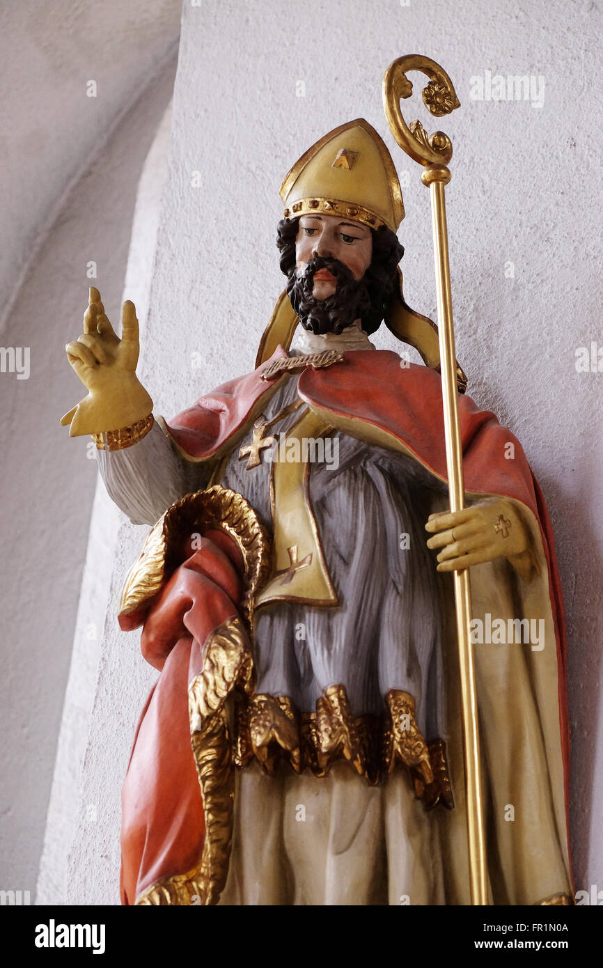 Statue of saint lawrence hi-res stock photography and images - Alamy
