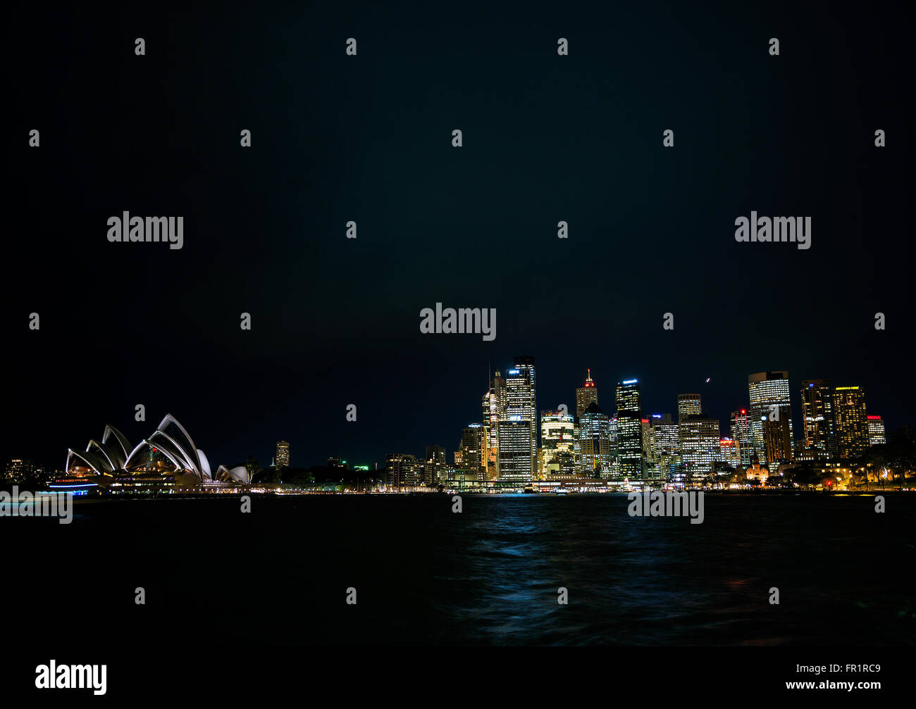 Sydney opera house skyline hi-res stock photography and images - Alamy