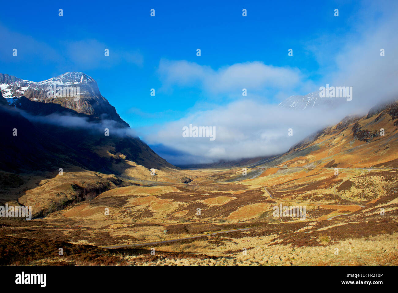 Scottish misty mountains High Resolution Stock Photography and Images ...