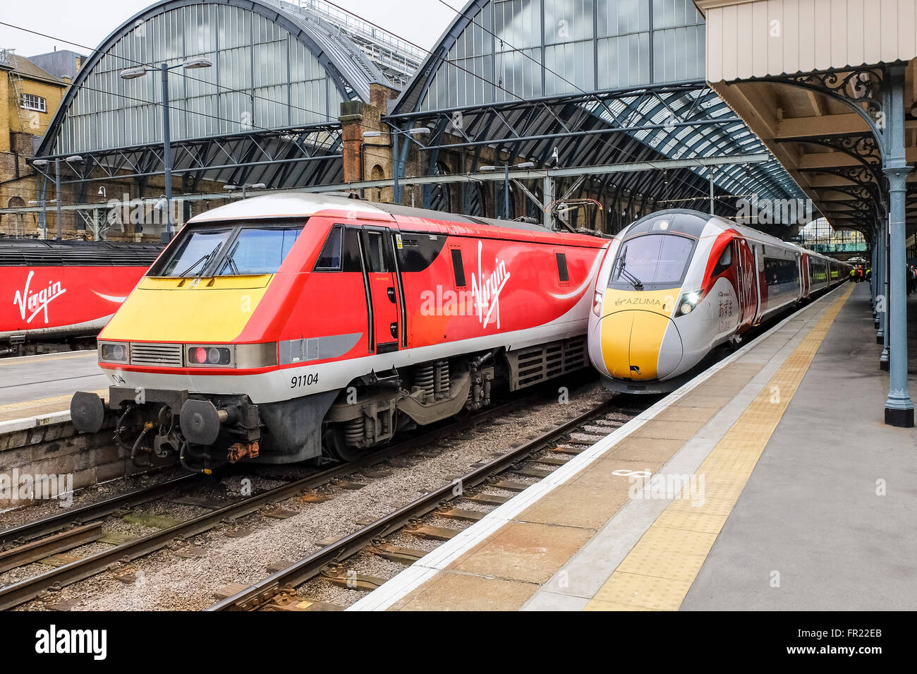 New iep virgin train 800101 hi-res stock photography and images - Alamy
