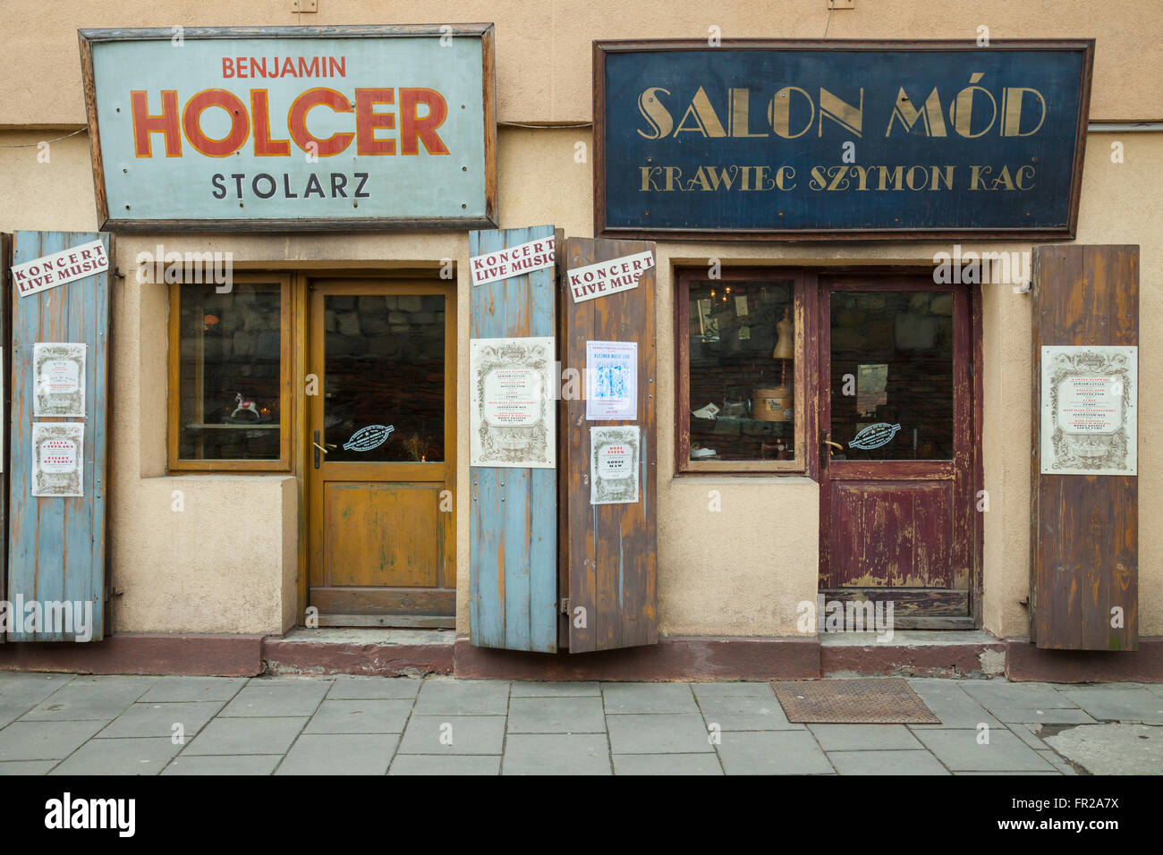 Old shop fronts hi-res stock photography and images - Alamy