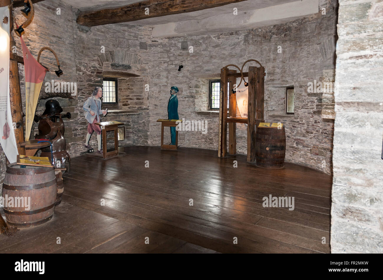 English barracks castle hi-res stock photography and images - Alamy