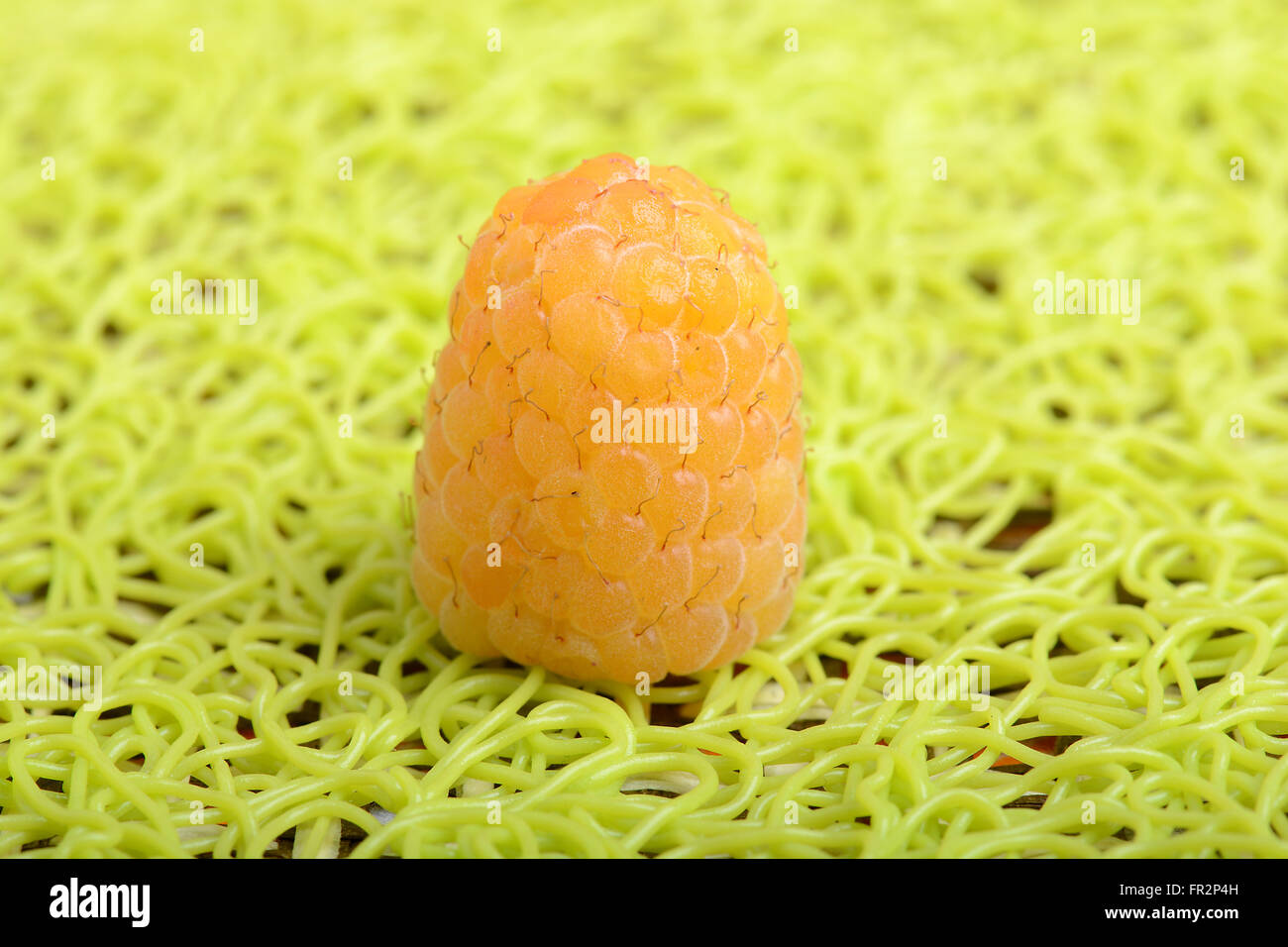 Amazing detail of ripe orange raspberries Stock Photo - Alamy