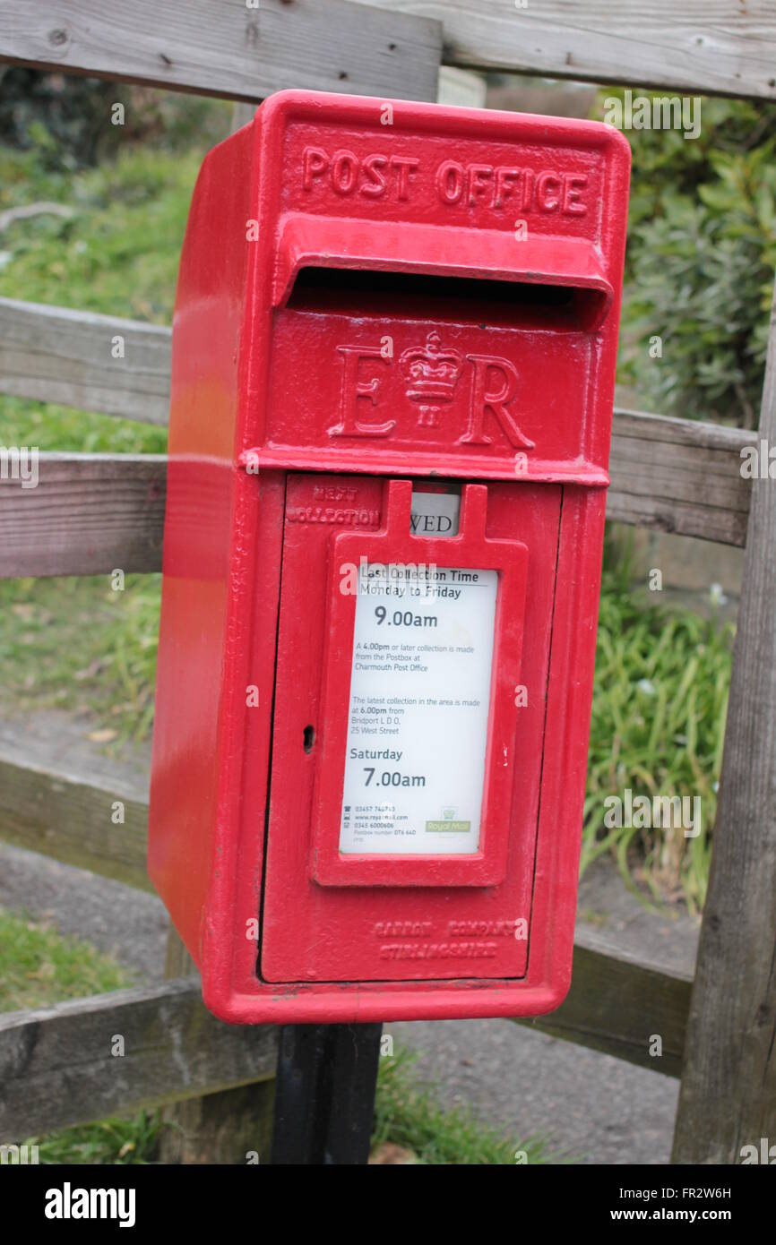 Royal Mailbox Stock Photos & Royal Mailbox Stock Images - Alamy