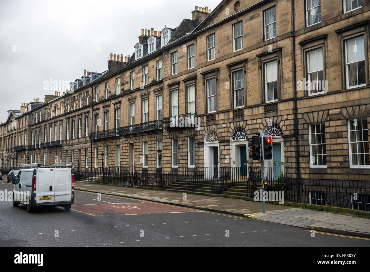 Row houses house hi-res stock photography and images - Alamy