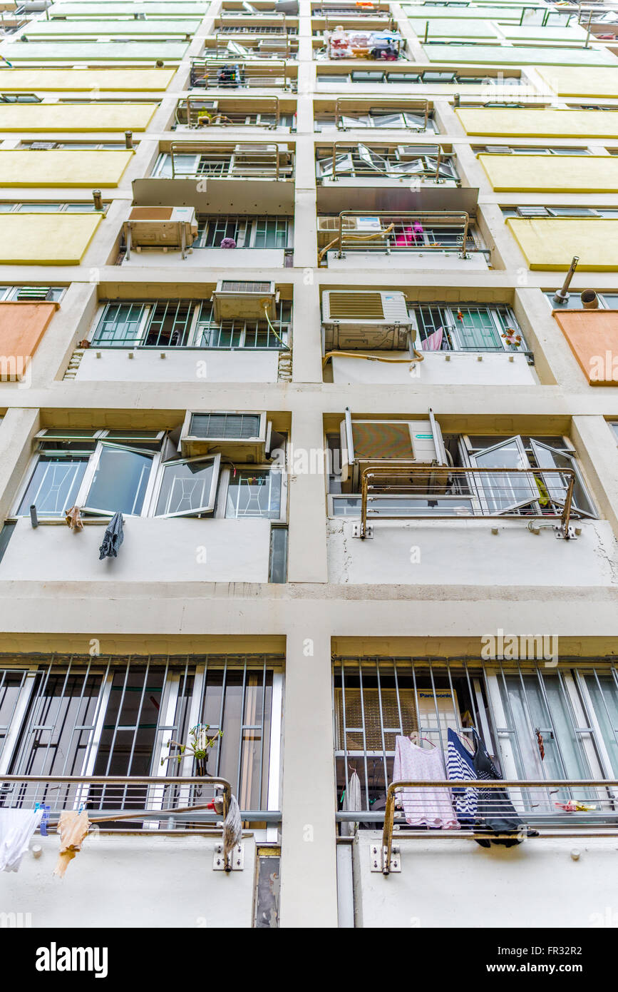 China slum poverty city skyscraper hi-res stock photography and images ...