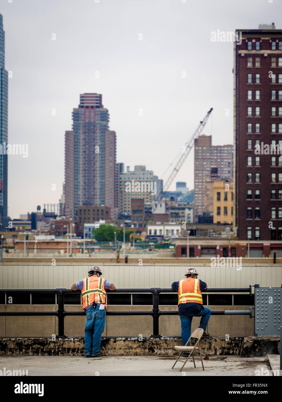 American building construction workers hi-res stock photography and ...