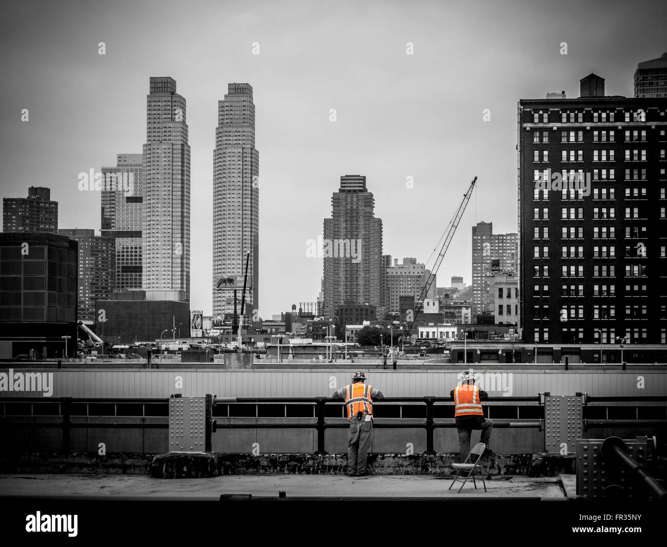 Male construction workers hi-res stock photography and images - Alamy