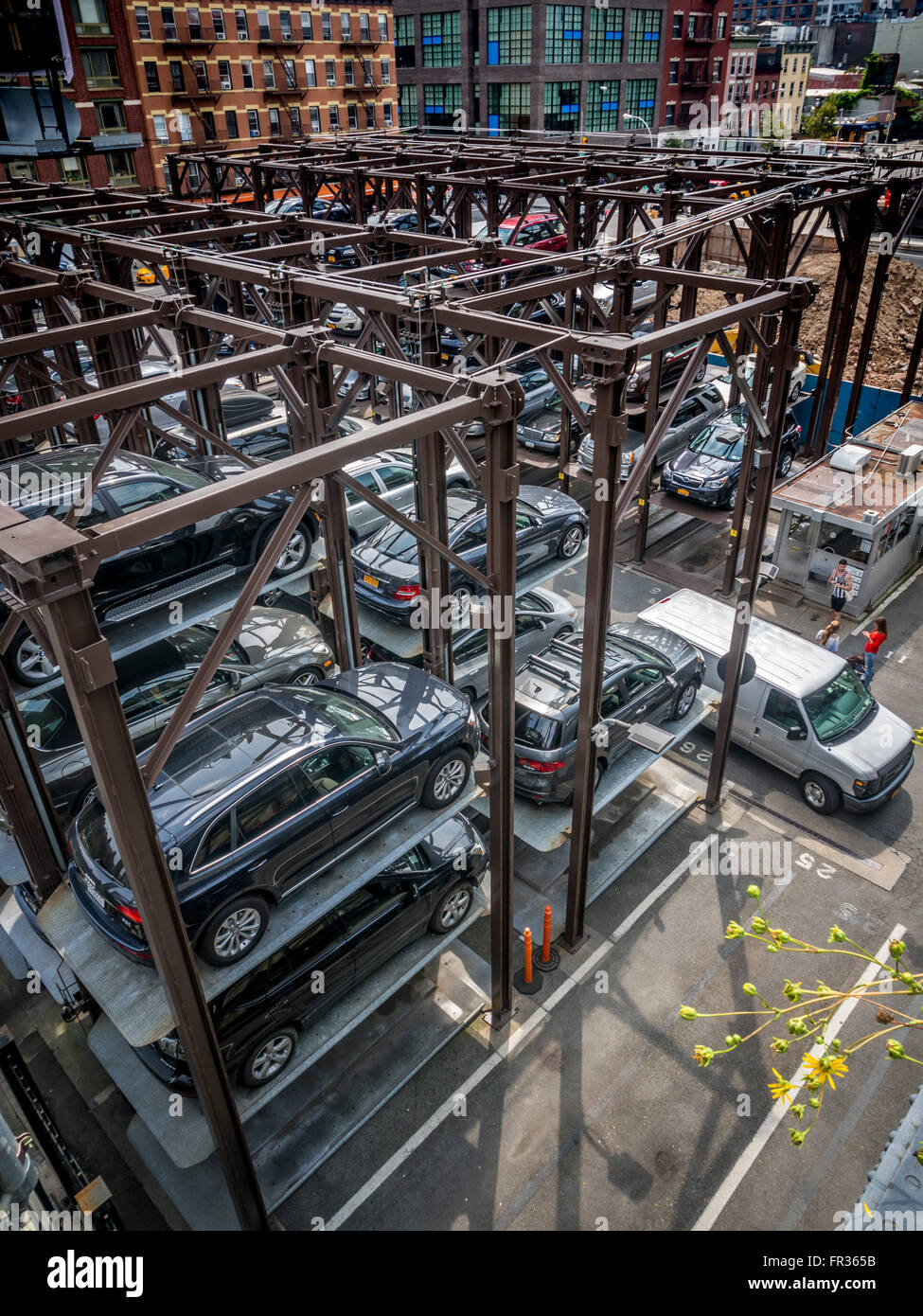 Elevated car parking hi-res stock photography and images - Alamy