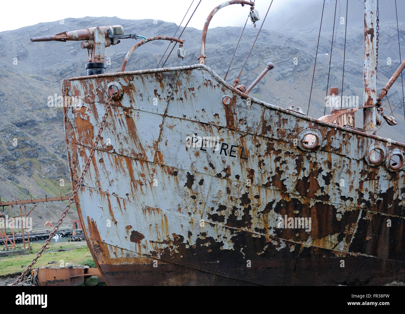 Whale boat harpoon hi-res stock photography and images - Alamy