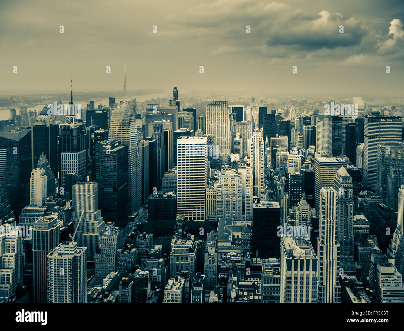 Upper manhattan hi-res stock photography and images - Alamy