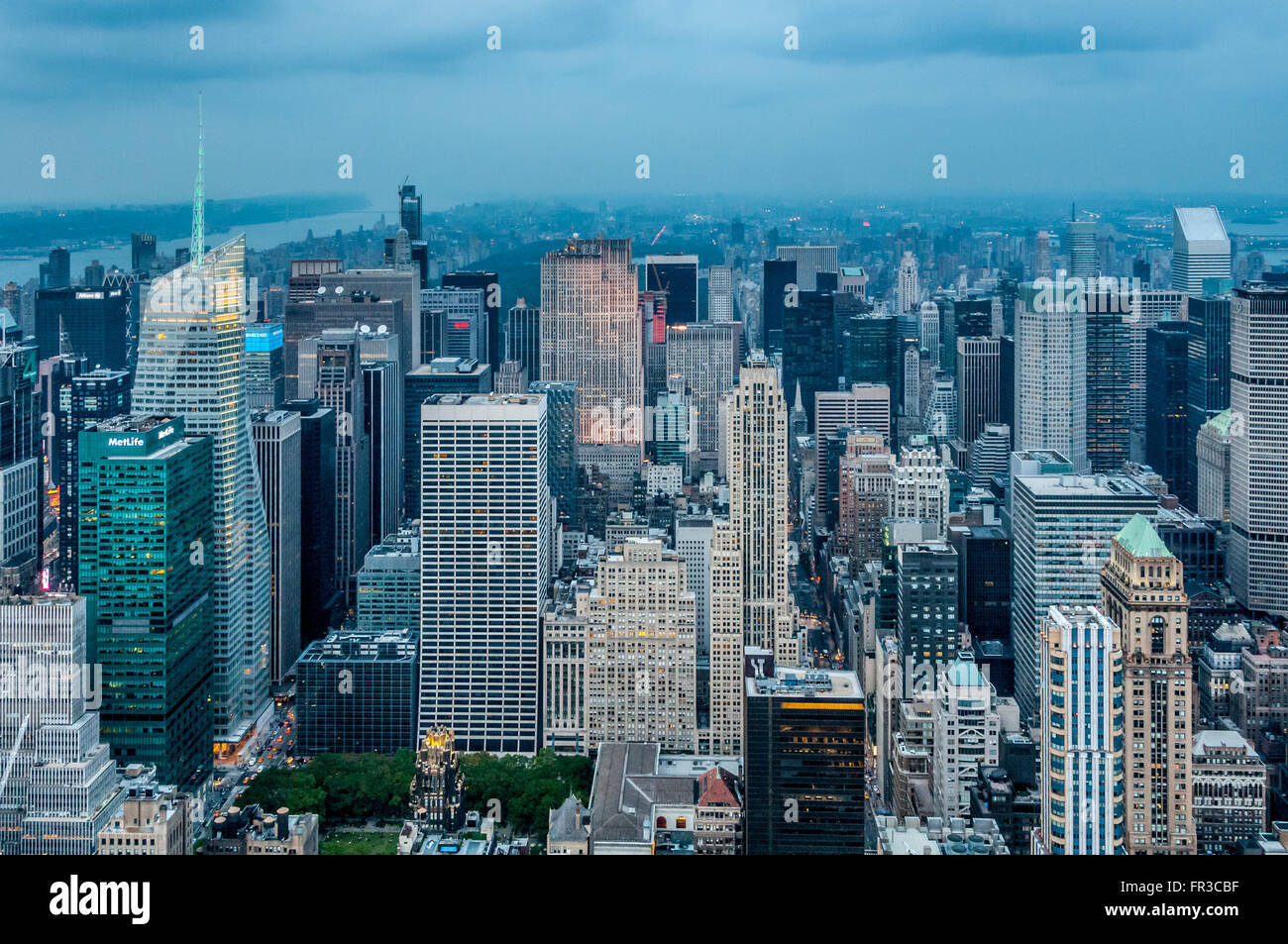 View towards Upper Manhattan from Empire State Building, New York City ...