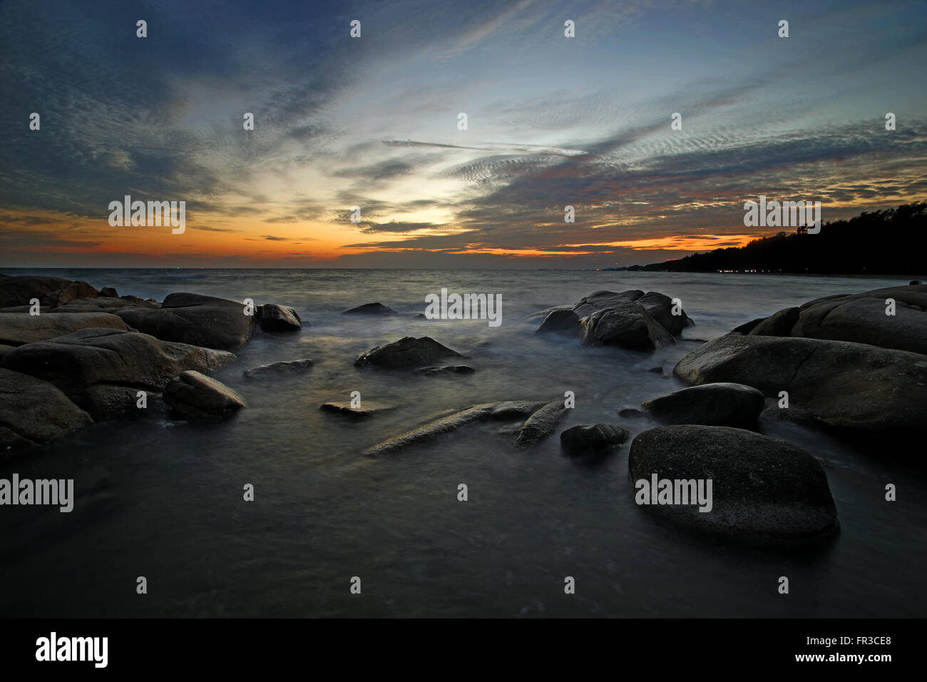 Mist over sea hi-res stock photography and images - Alamy