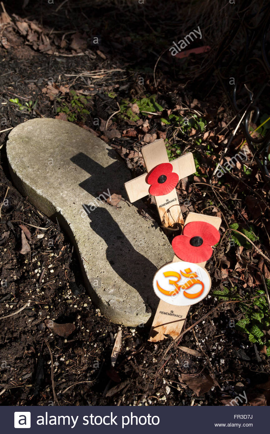 Little Remembrance Cross High Resolution Stock Photography and Images ...